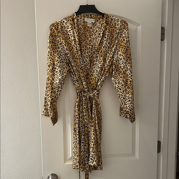 Morgan Taylor | Intimates & Sleepwear | Morgan Taylor Leopard Print ...